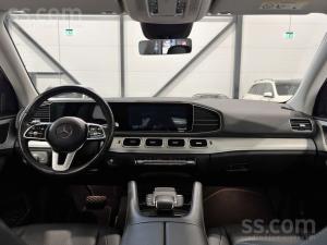 Melns Mercedes-Benz GLE 300 2021 Rīga, ar dzinēja tilpumu 2.00 L un nobraukumu 65 tūkst. km par 49990 €, foto 16 vietnē AUTOMOTO.COM.LV
