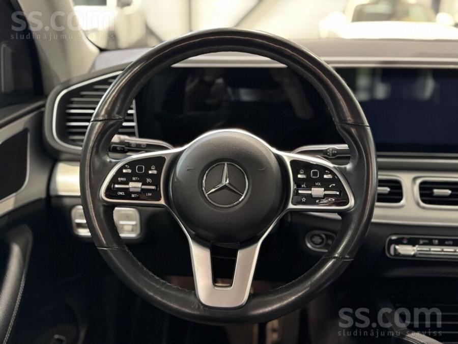 Melns Mercedes-Benz GLE 300 2021 Rīga, ar dzinēja tilpumu 2.00 L un nobraukumu 65 tūkst. km par 49990 €, foto 17 vietnē AUTOMOTO.COM.LV