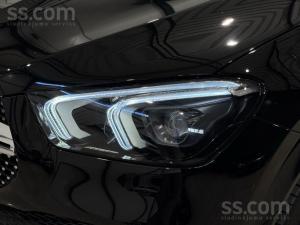 Melns Mercedes-Benz GLE 300 2021 Rīga, ar dzinēja tilpumu 2.00 L un nobraukumu 65 tūkst. km par 49990 €, foto 33 vietnē AUTOMOTO.COM.LV