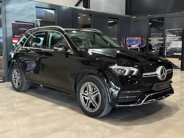 Black Mercedes-Benz GLE 300 2021 in Marupe, with an engine capacity of 2.00 L and mileage of 65 thousand km for 49990 €, photo 5 on AUTOMOTO.COM.LV