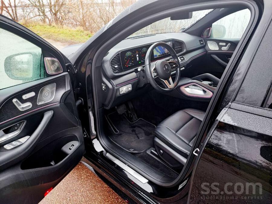 Black Mercedes-Benz GLE 300 2022 in Riga, with an engine capacity of 2.00 L and mileage of 63 thousand km for 65000 €, photo 15 on AUTOMOTO.COM.LV