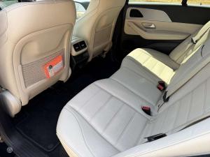 Black Mercedes-Benz GLE 300 2022 in Siauliai, with an engine capacity of 1.99 L and mileage of 229 thousand km for 36900 €, photo 13 on AUTOMOTO.COM.LV