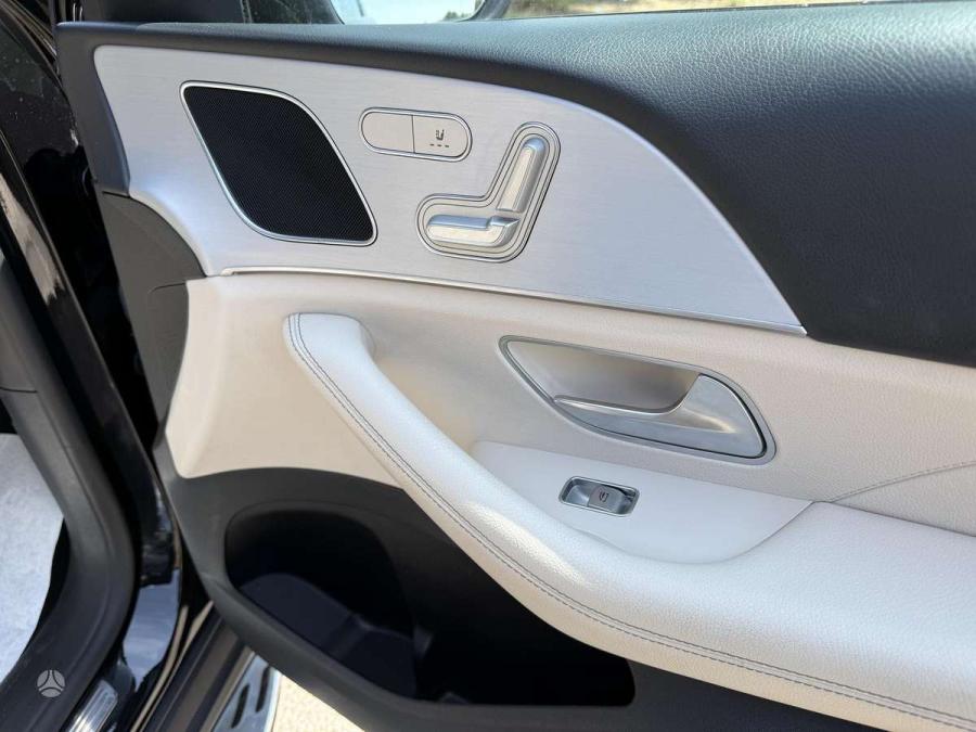 Black Mercedes-Benz GLE 300 2022 in Siauliai, with an engine capacity of 1.99 L and mileage of 229 thousand km for 36900 €, photo 14 on AUTOMOTO.COM.LV