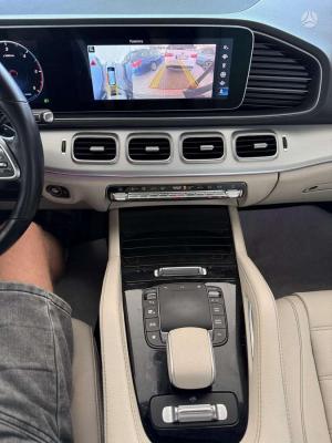 Black Mercedes-Benz GLE 300 2022 in Siauliai, with an engine capacity of 1.99 L and mileage of 229 thousand km for 36900 €, photo 19 on AUTOMOTO.COM.LV