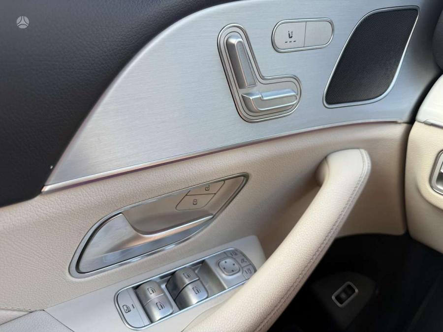 Melns Mercedes-Benz GLE 300 2022 Šauļi, ar dzinēja tilpumu 2.00 L un nobraukumu 229 tūkst. km par 36300 €, foto 17 vietnē AUTOMOTO.COM.LV