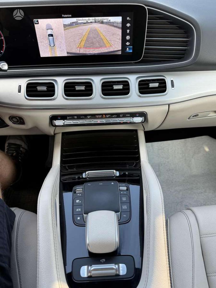 Melns Mercedes-Benz GLE 300 2022 Šauļi, ar dzinēja tilpumu 2.00 L un nobraukumu 229 tūkst. km par 36300 €, foto 21 vietnē AUTOMOTO.COM.LV