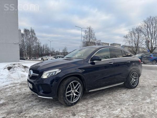 Zils Mercedes-Benz GLE 300 2016 Rīga, ar dzinēja tilpumu 3.00 L un nobraukumu 172 tūkst. km par 28500 €, foto 4 vietnē AUTOMOTO.COM.LV