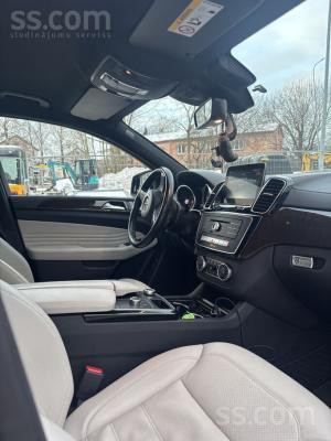 Zils Mercedes-Benz GLE 300 2016 Rīga, ar dzinēja tilpumu 3.00 L un nobraukumu 172 tūkst. km par 28500 €, foto 5 vietnē AUTOMOTO.COM.LV