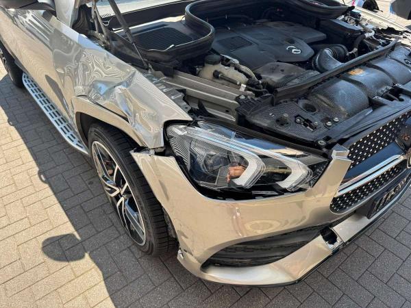 Brūns Mercedes-Benz GLE 300 2019 Mažeikiai, ar dzinēja tilpumu 0.00 L un nobraukumu 200 tūkst. km par 23499 €, foto 6 vietnē AUTOMOTO.COM.LV