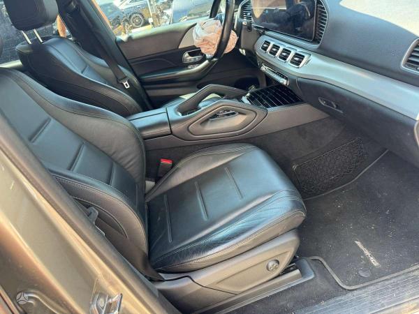 Brūns Mercedes-Benz GLE 300 2019 Mažeikiai, ar dzinēja tilpumu 0.00 L un nobraukumu 200 tūkst. km par 23499 €, foto 8 vietnē AUTOMOTO.COM.LV