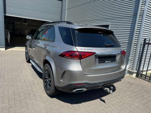 Brūns Mercedes-Benz GLE 300 2019 Mažeikiai, ar dzinēja tilpumu 0.00 L un nobraukumu 200 tūkst. km par 23499 €, foto 4 vietnē AUTOMOTO.COM.LV