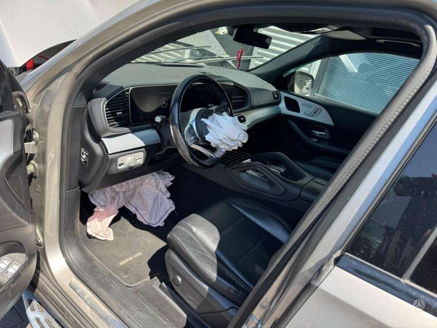 Brūns Mercedes-Benz GLE 300 2019 Mažeikiai, ar dzinēja tilpumu 0.00 L un nobraukumu 200 tūkst. km par 23499 €, foto 12 vietnē AUTOMOTO.COM.LV