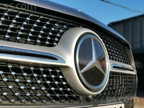 Pelēks Mercedes-Benz GLE 300 2019 Jelgava, ar dzinēja tilpumu 2.00 L un nobraukumu 92 tūkst. km par 39950 €, foto 3 vietnē AUTOMOTO.COM.LV