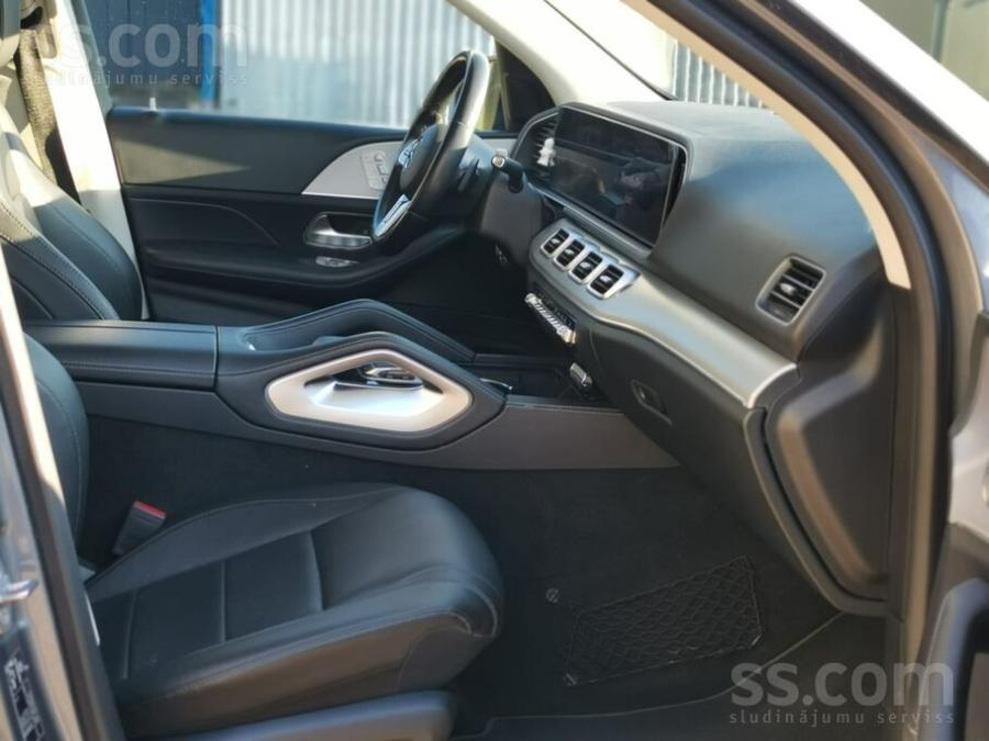 Pelēks Mercedes-Benz GLE 300 2019 Jelgava, ar dzinēja tilpumu 2.00 L un nobraukumu 92 tūkst. km par 39950 €, foto 5 vietnē AUTOMOTO.COM.LV