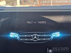Grey Mercedes-Benz GLE 300 2019 in Riga, with an engine capacity of 2.00 L and mileage of 143 thousand km for 42000 €, photo 27 on AUTOMOTO.COM.LV