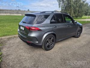 Pelēks Mercedes-Benz GLE 300 2022 Rīga, ar dzinēja tilpumu 2.00 L un nobraukumu 64 tūkst. km par 57500 €, foto 5 vietnē AUTOMOTO.COM.LV