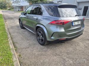 Pelēks Mercedes-Benz GLE 300 2022 Rīga, ar dzinēja tilpumu 2.00 L un nobraukumu 64 tūkst. km par 57500 €, foto 6 vietnē AUTOMOTO.COM.LV