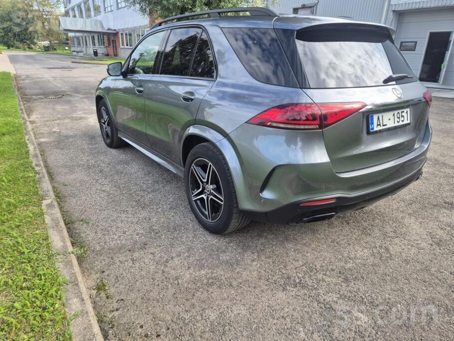 Pelēks Mercedes-Benz GLE 300 2022 Rīga, ar dzinēja tilpumu 2.00 L un nobraukumu 64 tūkst. km par 57500 €, foto 6 vietnē AUTOMOTO.COM.LV