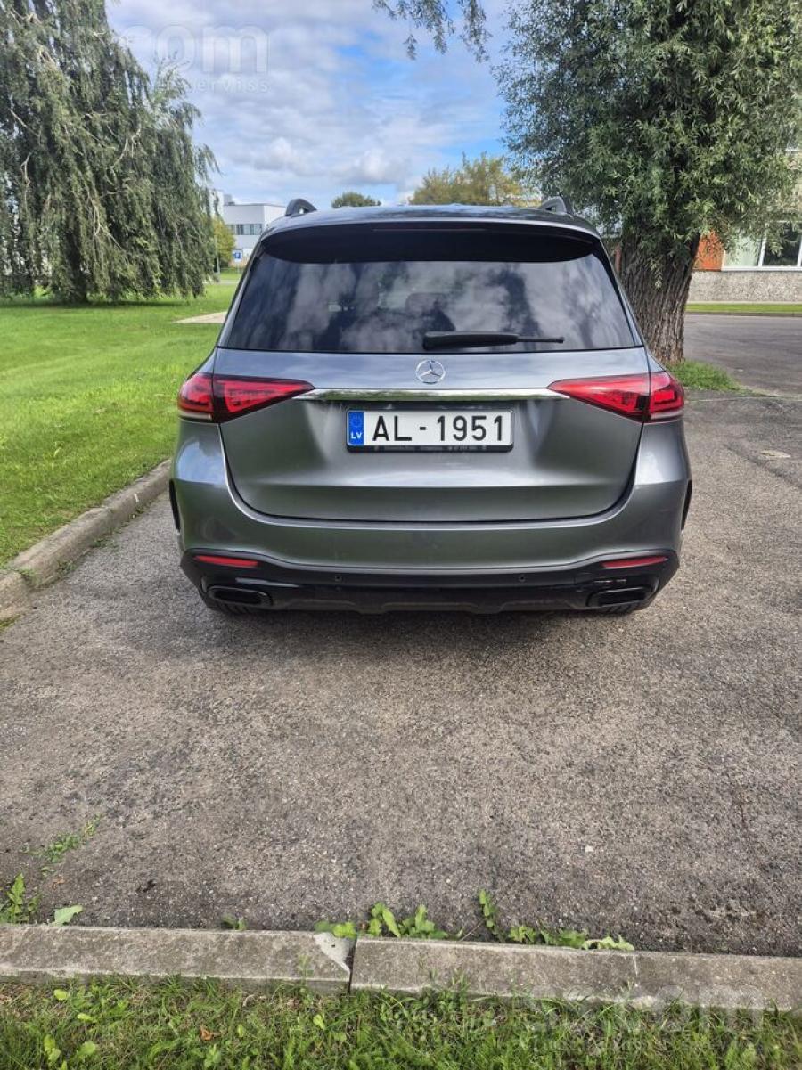 Pelēks Mercedes-Benz GLE 300 2022 Rīga, ar dzinēja tilpumu 2.00 L un nobraukumu 64 tūkst. km par 57500 €, foto 7 vietnē AUTOMOTO.COM.LV