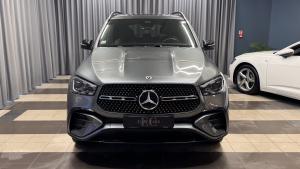 Pelēks Mercedes-Benz GLE 300 2024 Rīga, ar dzinēja tilpumu 2.00 L un nobraukumu 83 tūkst. km par 69990 €, foto  vietnē AUTOMOTO.COM.LV