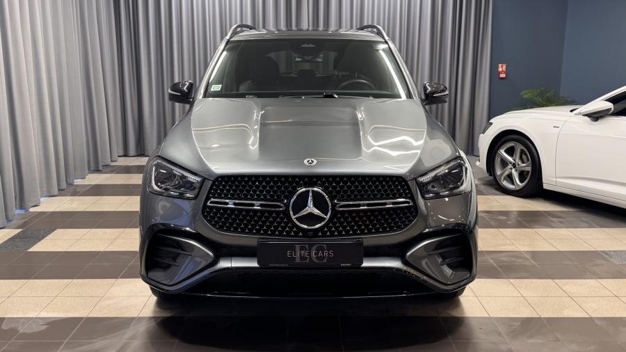 Pelēks Mercedes-Benz GLE 300 2024 Rīga, ar dzinēja tilpumu 2.00 L un nobraukumu 83 tūkst. km par 69990 €, foto 1 vietnē AUTOMOTO.COM.LV