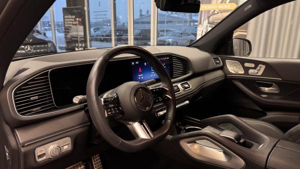 Pelēks Mercedes-Benz GLE 300 2024 Rīga, ar dzinēja tilpumu 2.00 L un nobraukumu 83 tūkst. km par 69990 €, foto 8 vietnē AUTOMOTO.COM.LV