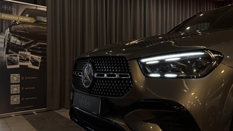 Pelēks Mercedes-Benz GLE 300 2024 Rīga, ar dzinēja tilpumu 2.00 L un nobraukumu 83 tūkst. km par 69990 €, foto 27 vietnē AUTOMOTO.COM.LV
