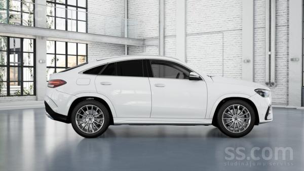 Balts Mercedes-Benz GLE 300 2024 Rīga, ar dzinēja tilpumu 2.00 L un nobraukumu 22 tūkst. km par 67900 €, foto 3 vietnē AUTOMOTO.COM.LV