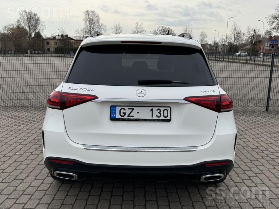 White Mercedes-Benz GLE 300 2020 in Jelgava, with an engine capacity of 3.00 L and mileage of 0 thousand km for 55000 €, photo 7 on AUTOMOTO.COM.LV