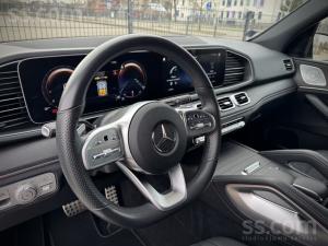 White Mercedes-Benz GLE 300 2020 in Jelgava, with an engine capacity of 3.00 L and mileage of 0 thousand km for 55000 €, photo 11 on AUTOMOTO.COM.LV