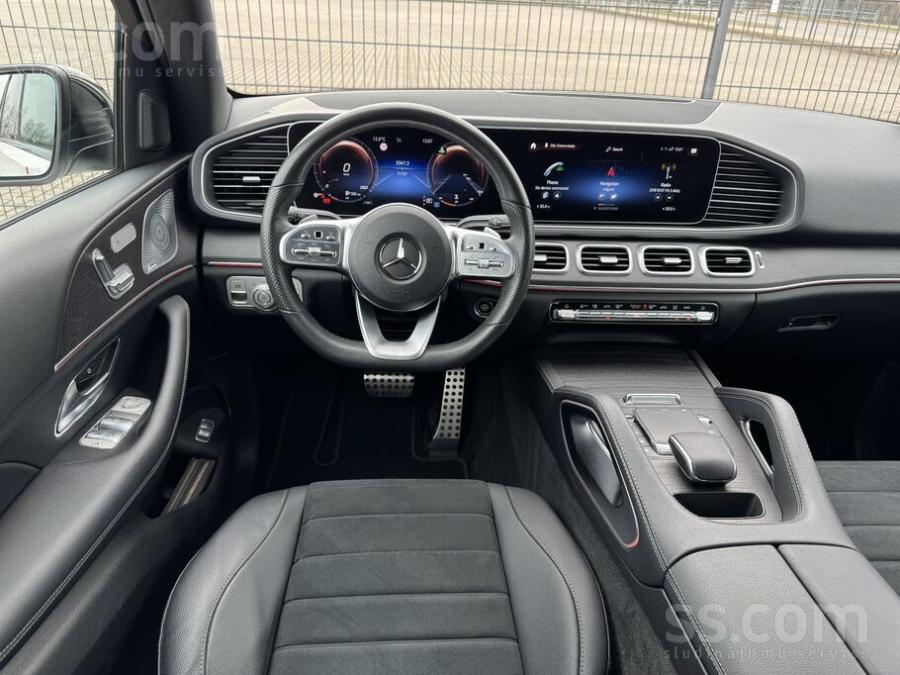 White Mercedes-Benz GLE 300 2020 in Jelgava, with an engine capacity of 3.00 L and mileage of 0 thousand km for 55000 €, photo 12 on AUTOMOTO.COM.LV