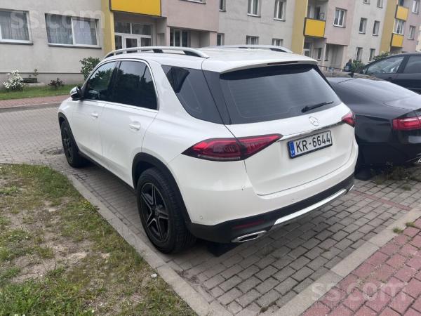 Balts Mercedes-Benz GLE 300 2020 Liepāja, ar dzinēja tilpumu 2.00 L un nobraukumu 79 tūkst. km par 42000 €, foto 2 vietnē AUTOMOTO.COM.LV