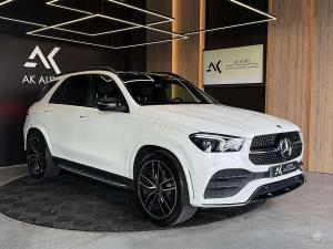 Белый Мерседес ГЛЕ 300 2020 в Каунас, объемом двигателя 1.95 л и пробегом 137 тыс. км за 46990 €, фото 3 на AUTOMOTO.COM.LV
