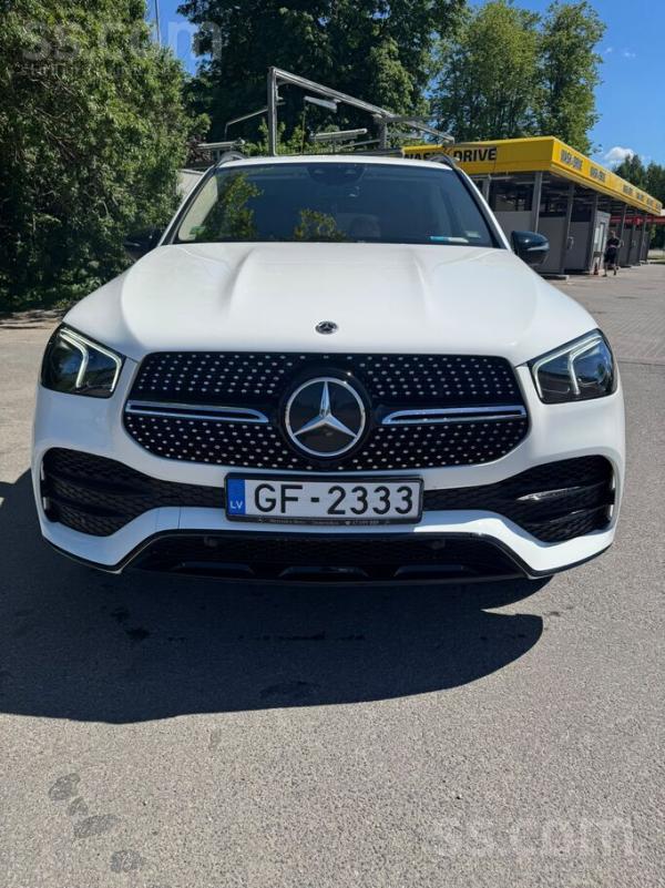 Белый Мерседес ГЛЕ 300 2022 в Рига, объемом двигателя 2.00 л и пробегом 55 тыс. км за 59950 €, фото 3 на AUTOMOTO.COM.LV