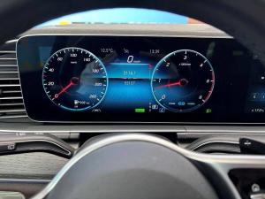 White Mercedes-Benz GLE 300 2022 in Riga, with an engine capacity of 2.00 L and mileage of 52 thousand km for 59950 €, photo 16 on AUTOMOTO.COM.LV