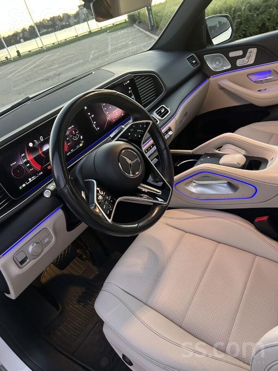 Balts Mercedes-Benz GLE 300 2024 Rīga, ar dzinēja tilpumu 2.00 L un nobraukumu 27 tūkst. km par 75000 €, foto 4 vietnē AUTOMOTO.COM.LV