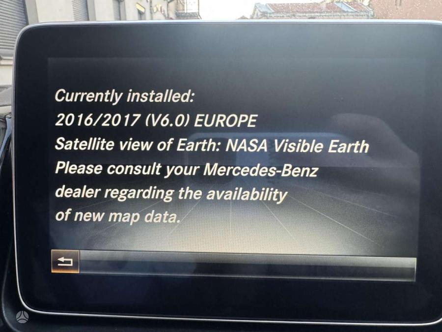 Black Mercedes-Benz GLE 350 2015 in Kaunas, with an engine capacity of 2.99 L and mileage of 300 thousand km for 24900 €, photo 21 on AUTOMOTO.COM.LV
