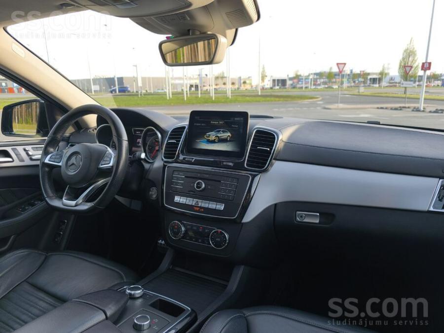 Черный Мерседес ГЛE 350 2016 в Рига, объемом двигателя 3.50 л и пробегом 190 тыс. км за 32400 €, фото 13 на AUTOMOTO.COM.LV