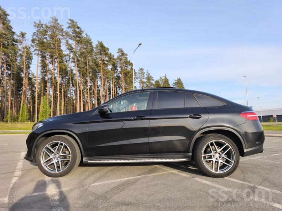 Черный Мерседес ГЛE 350 2016 в Рига, объемом двигателя 3.50 л и пробегом 190 тыс. км за 32400 €, фото 27 на AUTOMOTO.COM.LV