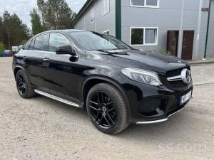 Черный Мерседес ГЛE 350 2016 в Юрмала, объемом двигателя 3.00 л и пробегом 0 тыс. км за 25500 €, фото 4 на AUTOMOTO.COM.LV