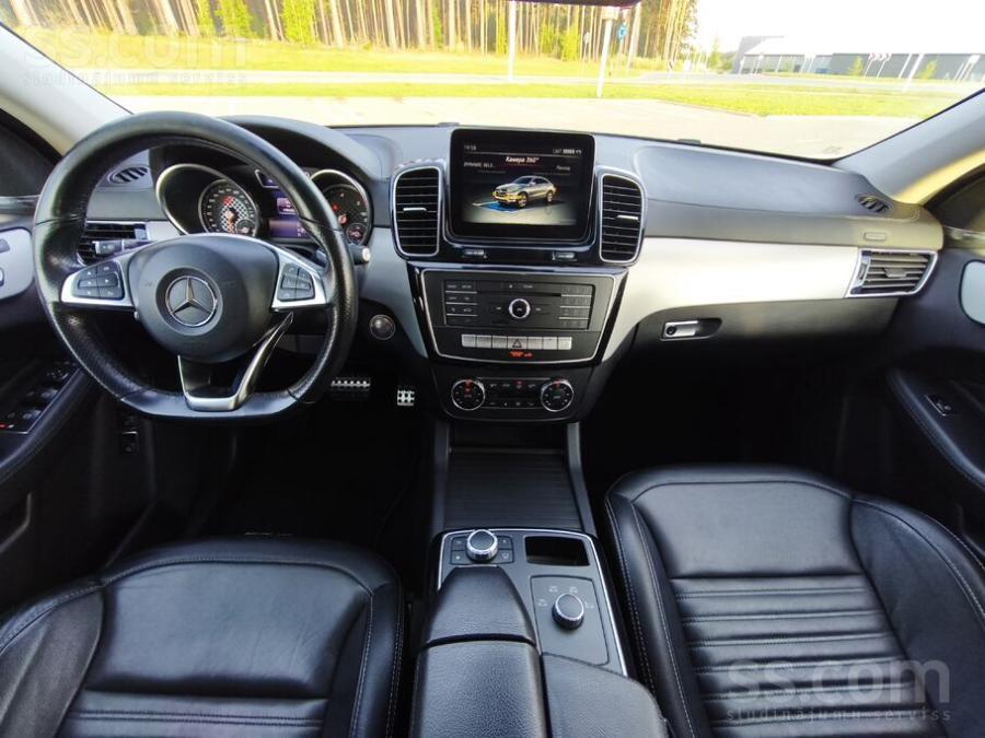 Black Mercedes-Benz GLE 350 2016 in Riga, with an engine capacity of 3.00 L and mileage of 190 thousand km for 31900 €, photo 10 on AUTOMOTO.COM.LV