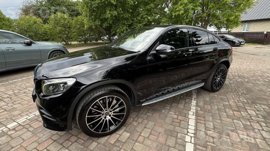 Melns Mercedes-Benz GLE 350 2018 Rīga, ar dzinēja tilpumu 3.00 L un nobraukumu 164 tūkst. km par 27500 €, foto 5 vietnē AUTOMOTO.COM.LV