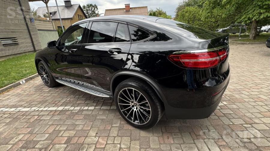 Melns Mercedes-Benz GLE 350 2018 Rīga, ar dzinēja tilpumu 3.00 L un nobraukumu 164 tūkst. km par 27500 €, foto 8 vietnē AUTOMOTO.COM.LV