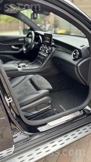 Melns Mercedes-Benz GLE 350 2018 Rīga, ar dzinēja tilpumu 3.00 L un nobraukumu 164 tūkst. km par 27500 €, foto 15 vietnē AUTOMOTO.COM.LV