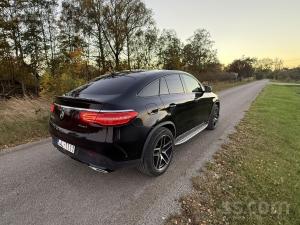Melns Mercedes-Benz GLE 350 2018 Aizkraukle, ar dzinēja tilpumu 3.00 L un nobraukumu 0 tūkst. km par 29900 €, foto 5 vietnē AUTOMOTO.COM.LV