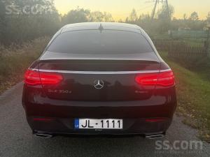 Melns Mercedes-Benz GLE 350 2018 Aizkraukle, ar dzinēja tilpumu 3.00 L un nobraukumu 0 tūkst. km par 29900 €, foto 6 vietnē AUTOMOTO.COM.LV