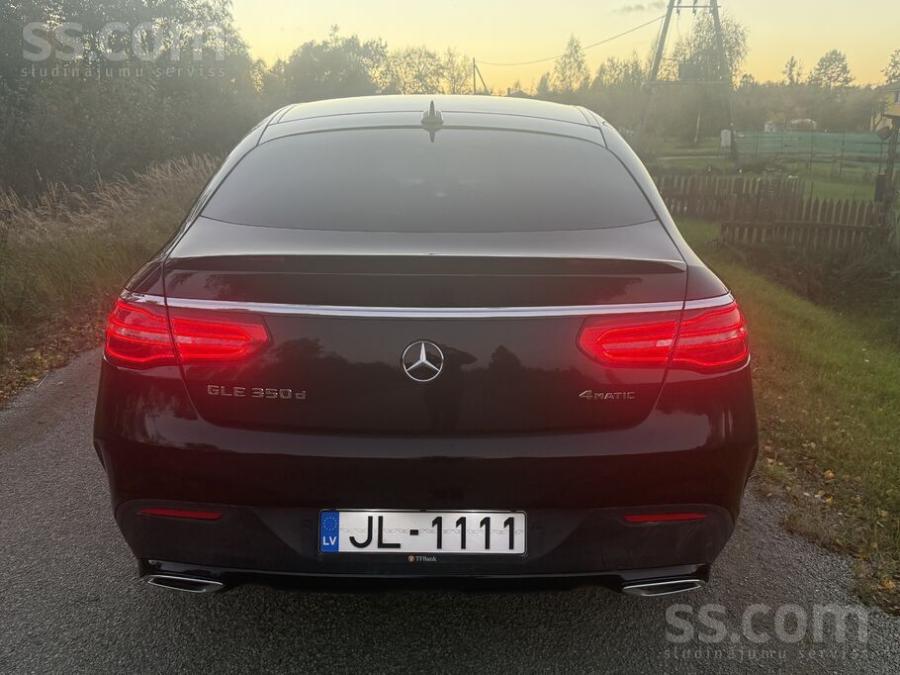 Melns Mercedes-Benz GLE 350 2018 Aizkraukle, ar dzinēja tilpumu 3.00 L un nobraukumu 0 tūkst. km par 29900 €, foto 6 vietnē AUTOMOTO.COM.LV