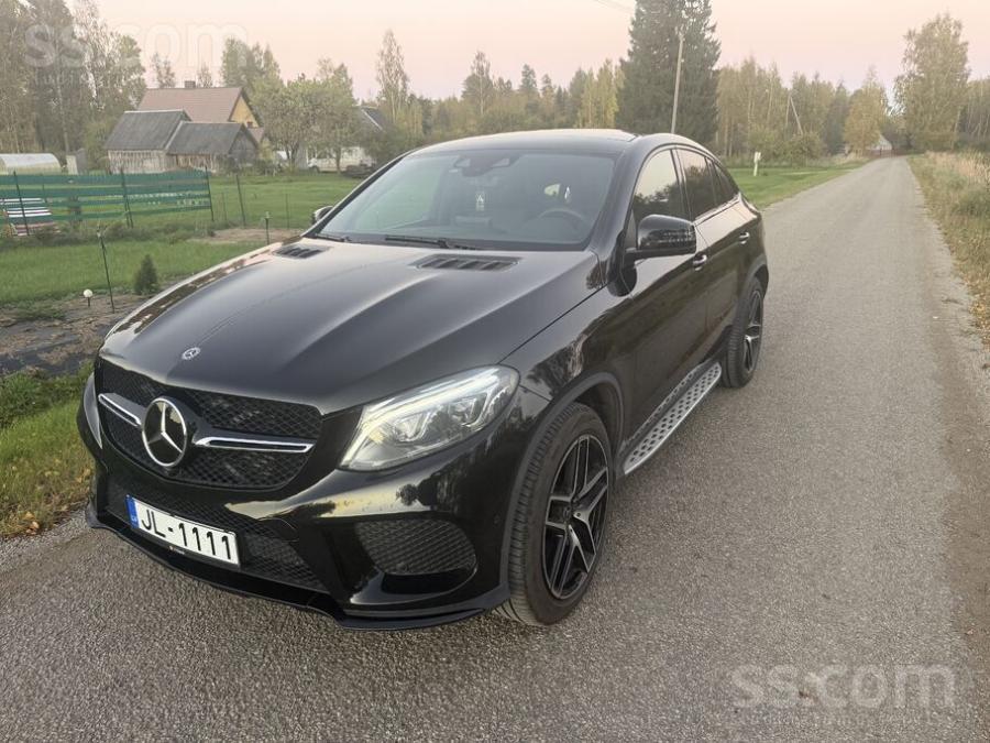 Melns Mercedes-Benz GLE 350 2018 Aizkraukle, ar dzinēja tilpumu 3.00 L un nobraukumu 0 tūkst. km par 29900 €, foto 9 vietnē AUTOMOTO.COM.LV