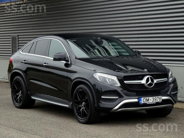 Mercedes-Benz GLE 350 2018 RÄ«ga vietnÄ Melns Mercedes-Benz GLE 350 2018 RÄ«ga, ar dzinÄja tilpumu 3.00 L un nobraukumu 76 tÅ«kst. km par 41700 ā¬, foto 4 vietnÄ AUTOMOTO.COM.LV