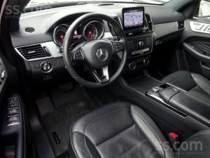 Melns Mercedes-Benz GLE 350 2018 Rīga, ar dzinēja tilpumu 3.00 L un nobraukumu 76 tūkst. km par 41700 €, foto 7 vietnē AUTOMOTO.COM.LV